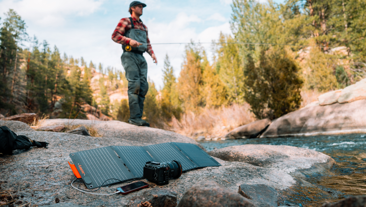 Jackery Explorer 240 v2 Portable Power Station