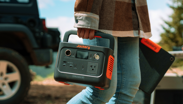 Jackery Explorer 240 v2 Portable Power Station